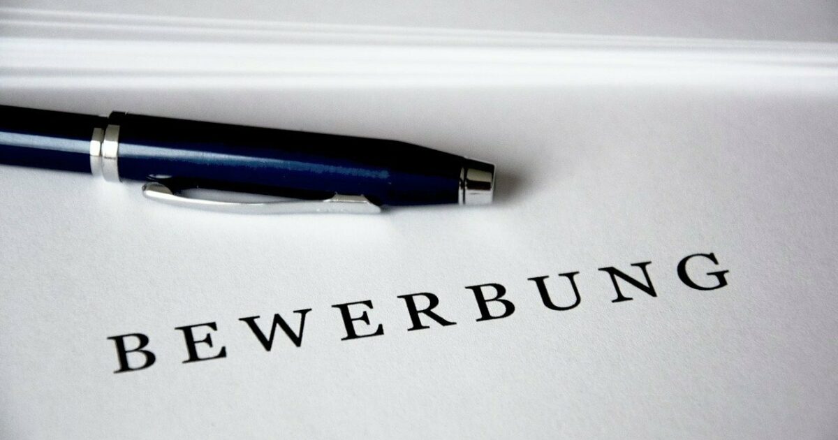 Wie bewerbe ich mich richtig? | Radio Charivari Würzburg